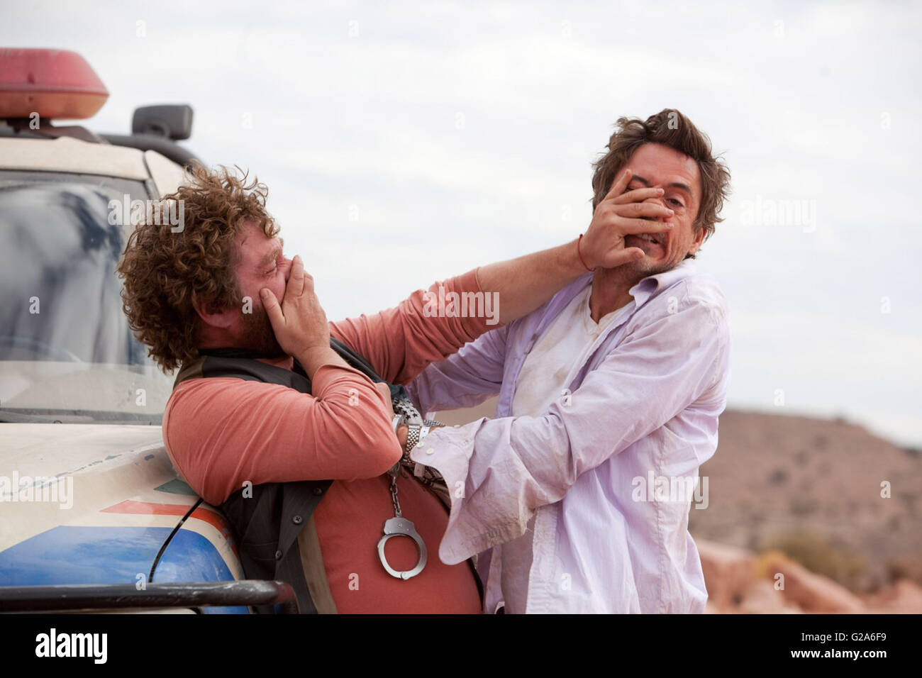 DUE DATE (2010) ZACH GALIFIANAKIS, ROBERT DOWNEY JR TODD PHILLIPS (DIR ...