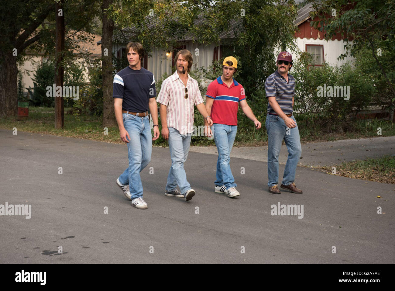 EVERYBODY WANTS SOME!! (2016) GLEN POWELL BLAKE JENNER FORREST VICKERY ...