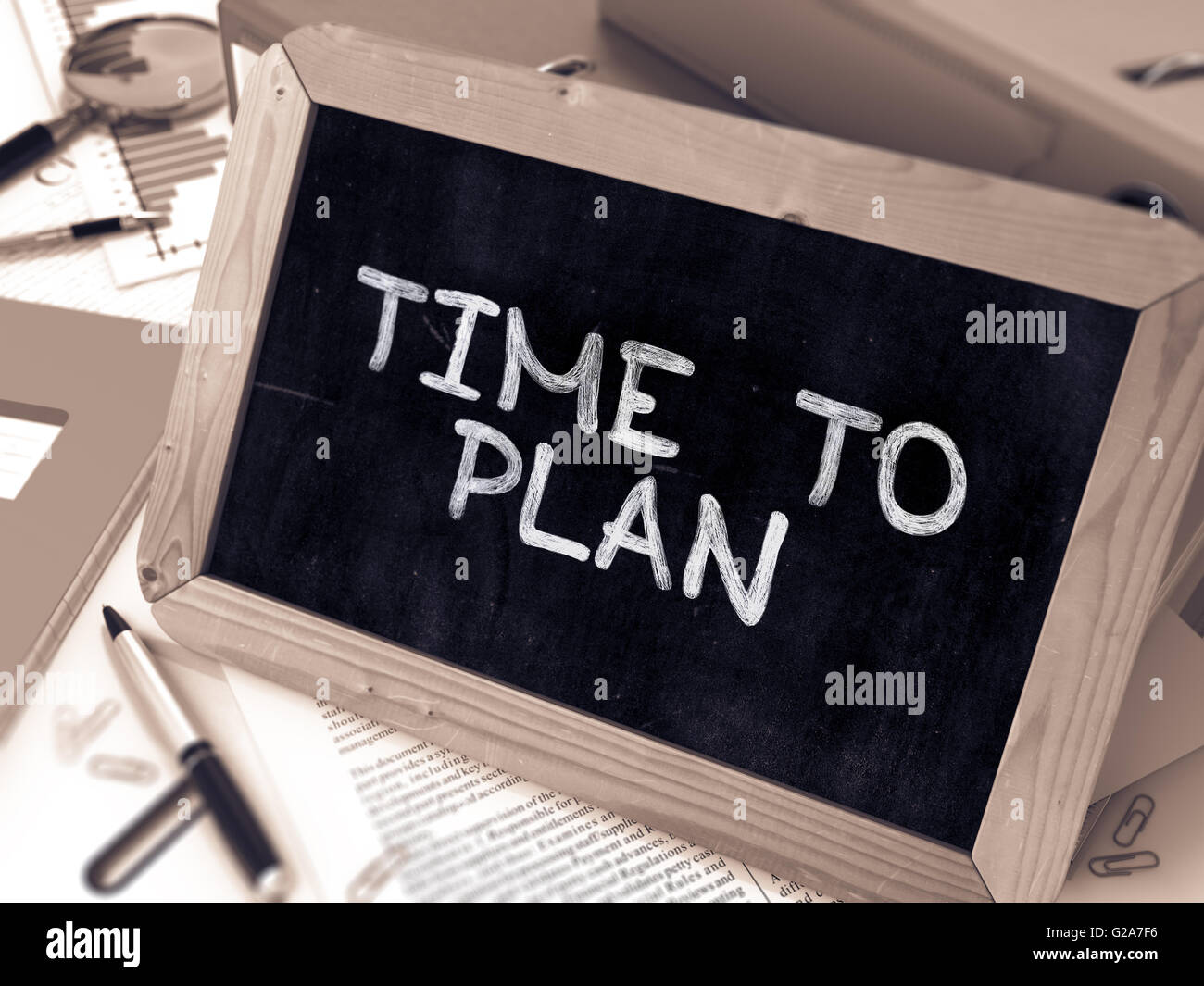 Hand Drawn Time to Plan Concept on Small Chalkboard Stock Photo - Alamy