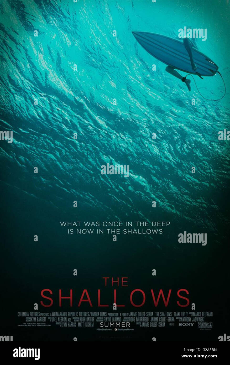 The shallows movie poster hi-res stock photography and images - Alamy