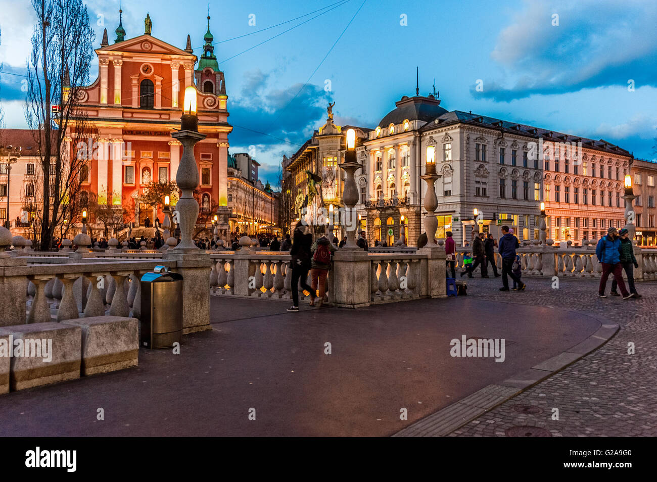 Tre ponti bridge hi-res stock photography and images - Alamy