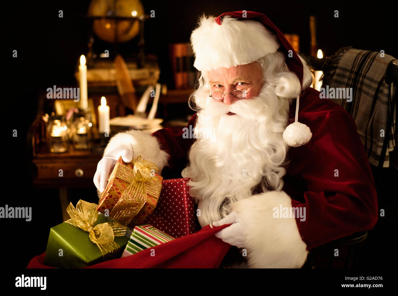 Santa sack hi-res stock photography and images - Alamy