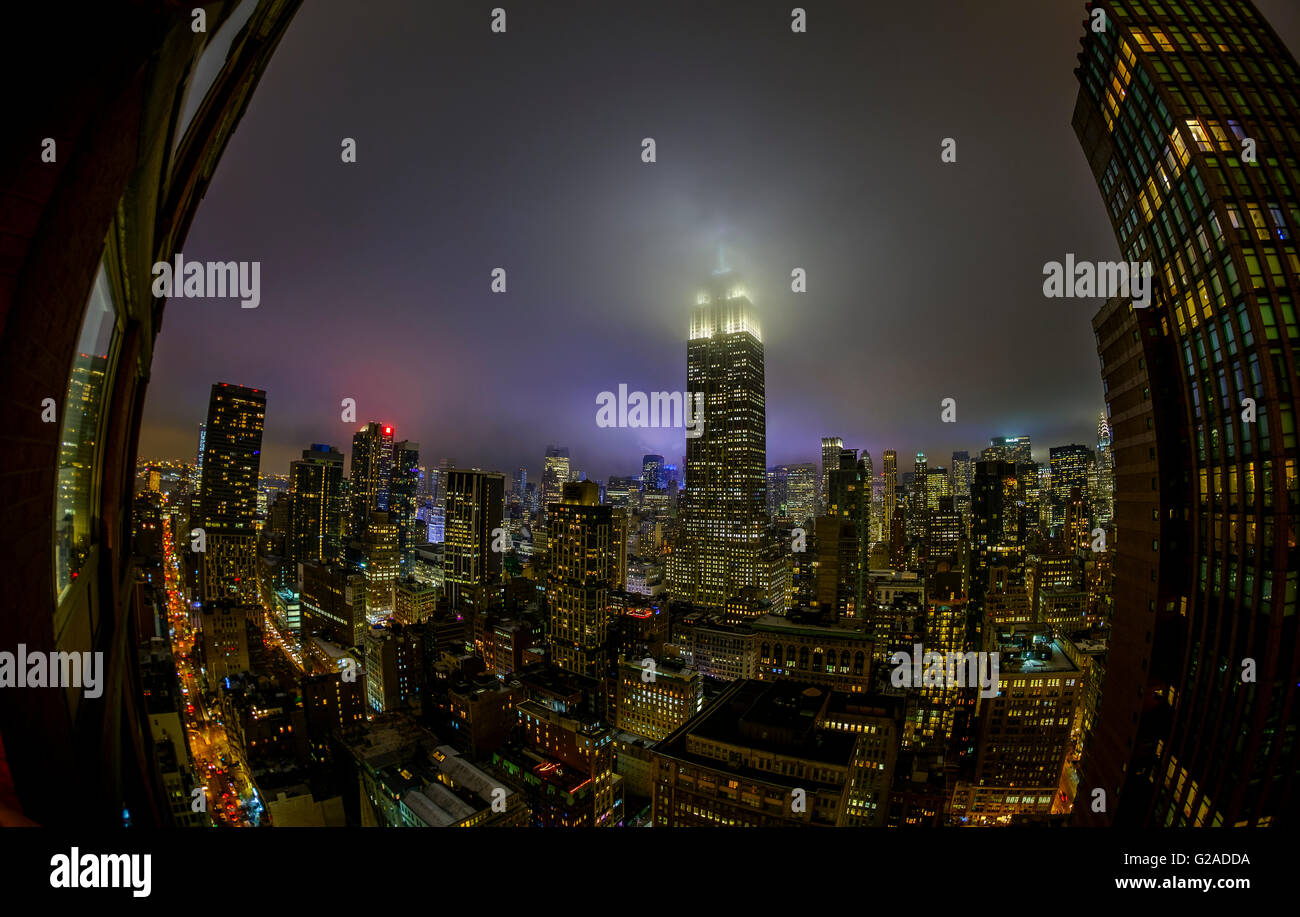 Illuminated fog hi-res stock photography and images - Alamy