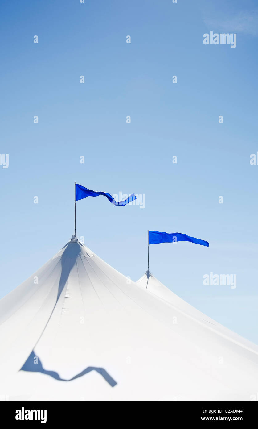 White vertical flags hi-res stock photography and images - Alamy
