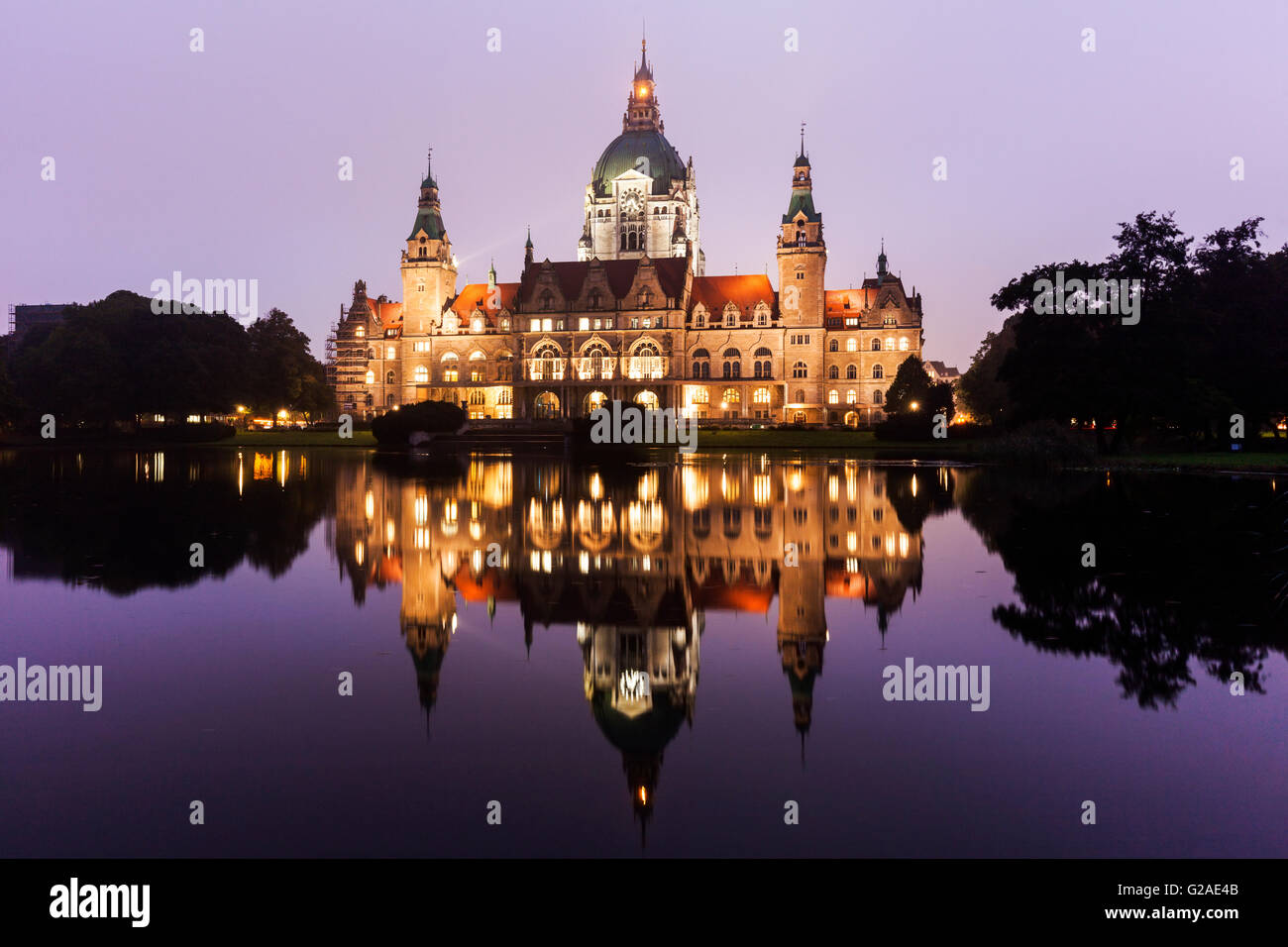 Hanover new town hall hi-res stock photography and images - Alamy