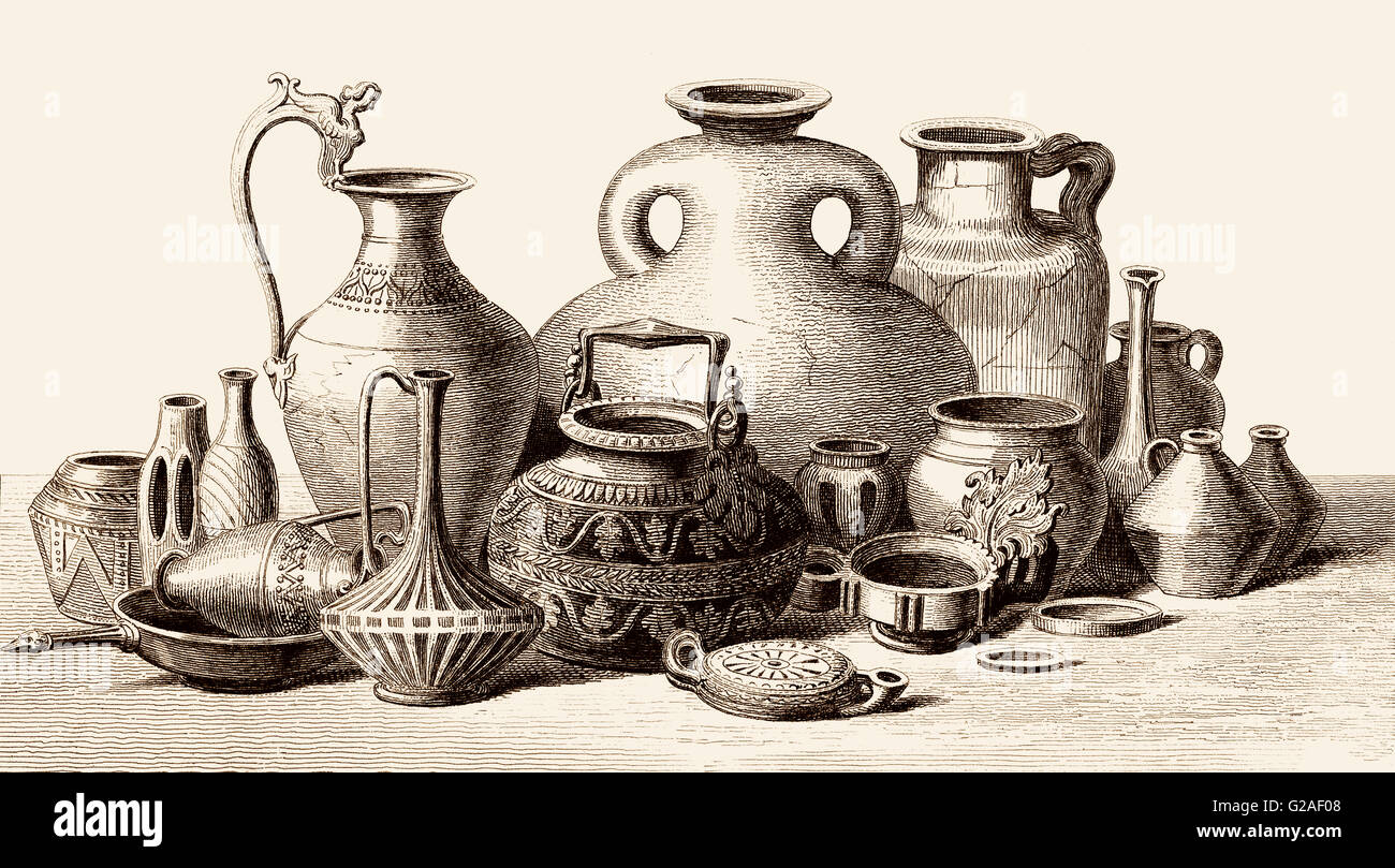 Medieval pottery hi-res stock photography and images - Alamy