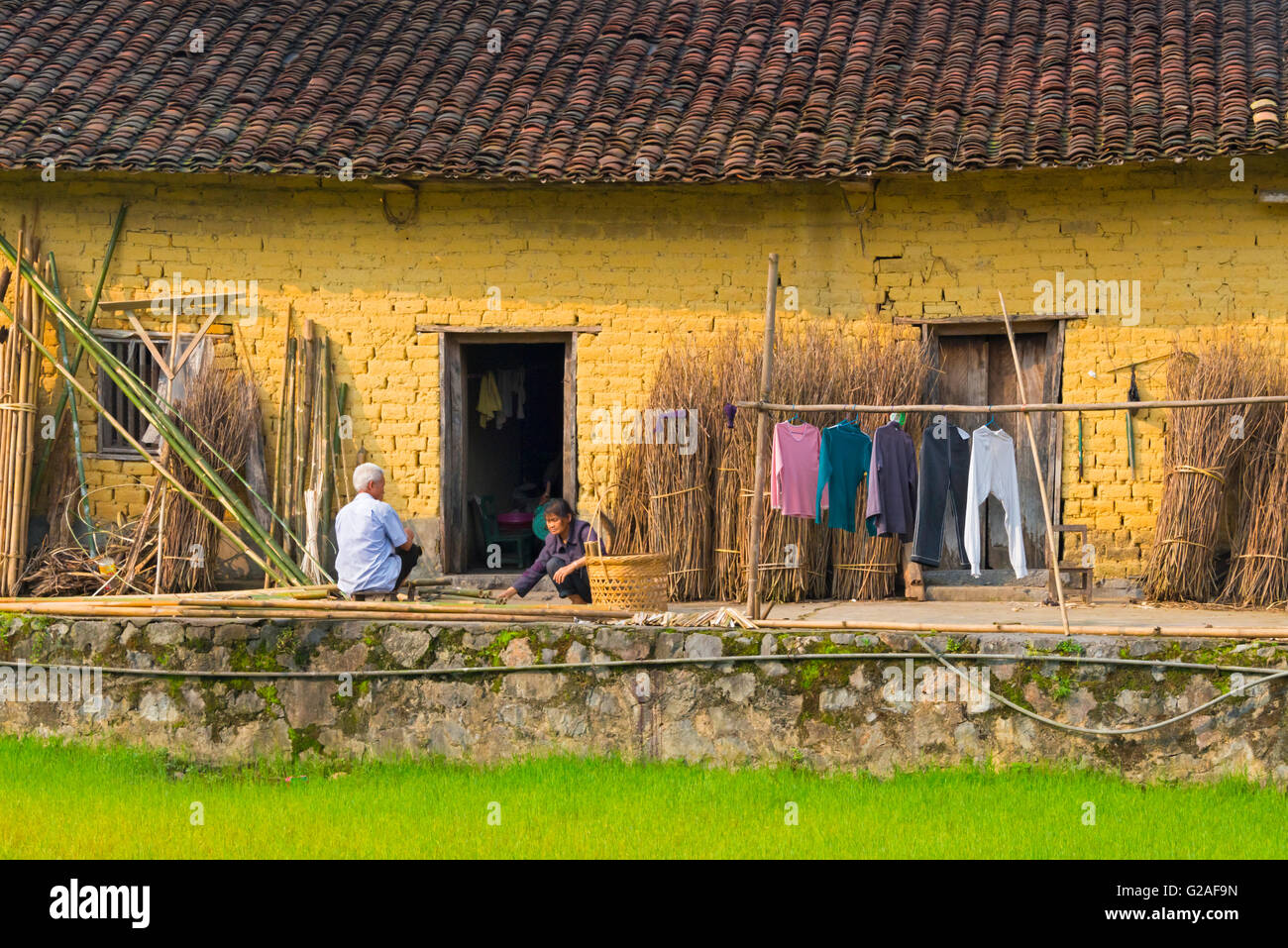 Farmer's clay brick house, Yizhou, Guangxi Province, China Stock Photo ...