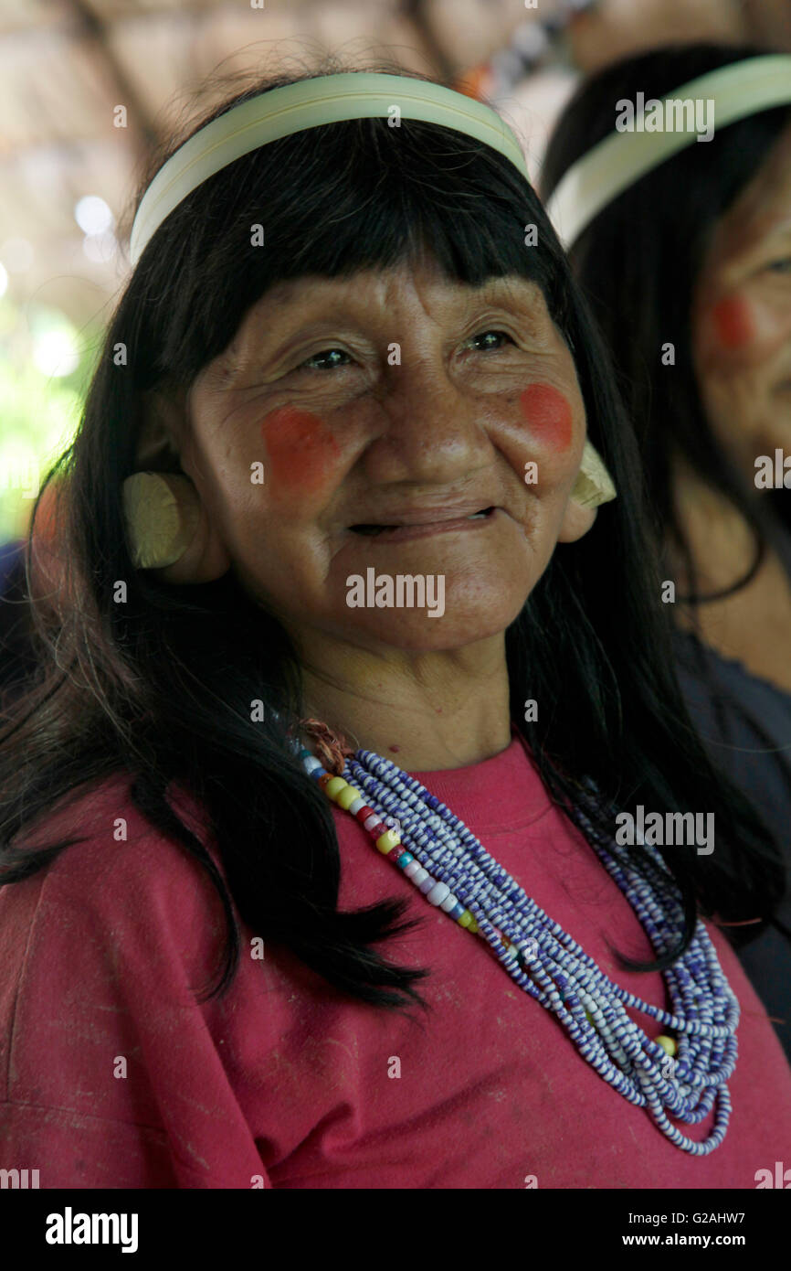 Native Huaorani people at Yasuni National Park. Amazon, Ecuador Stock ...