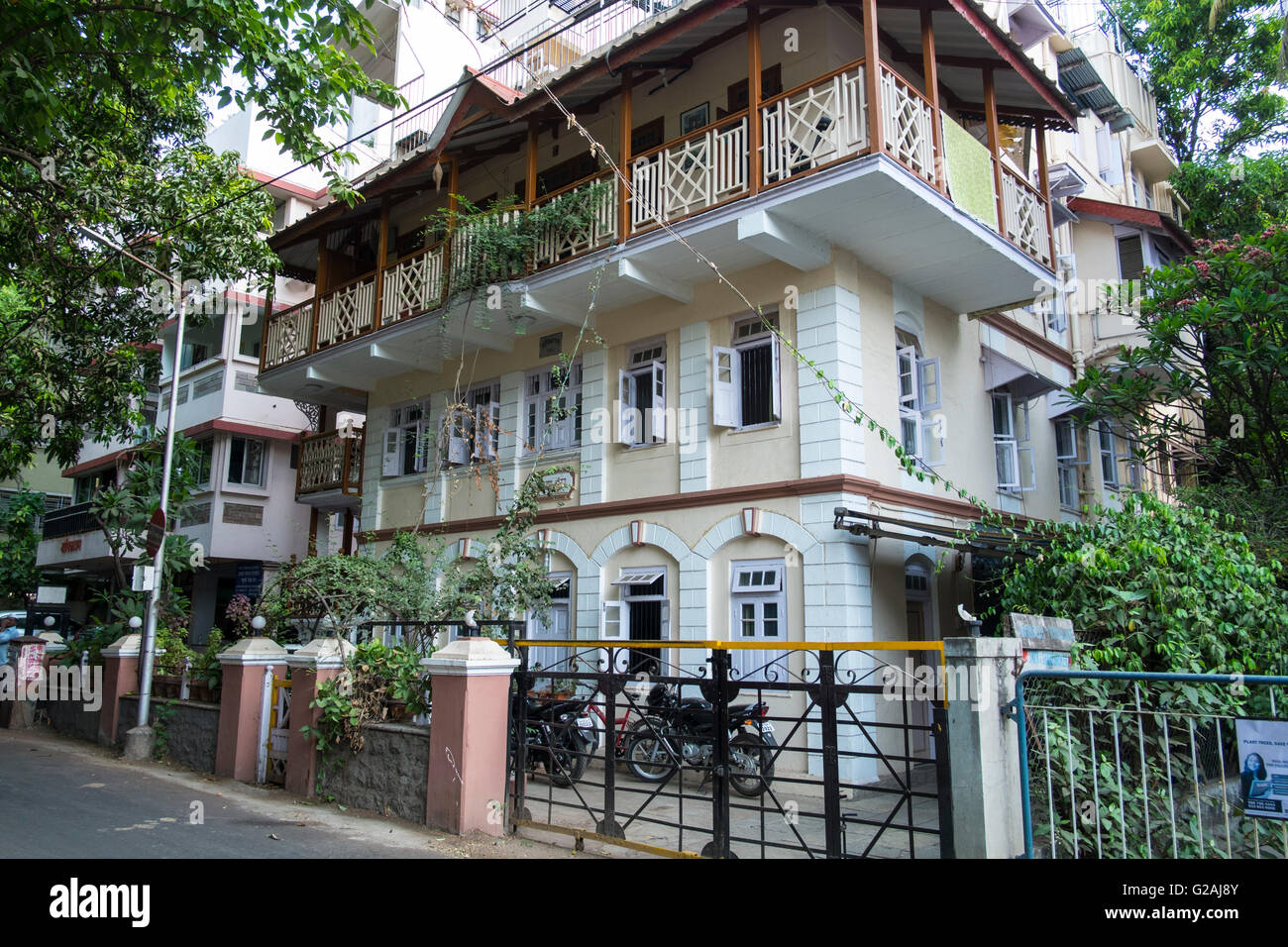 Pune heritage building hi-res stock photography and images - Alamy