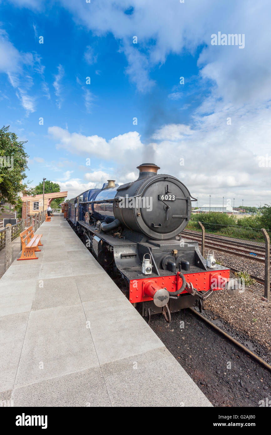 Former GWR loco 6023 'King Edward II' preserved at the Didcot Railway ...