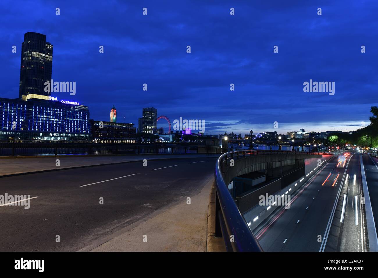 Embankment, London River Thames Stock Photo - Alamy