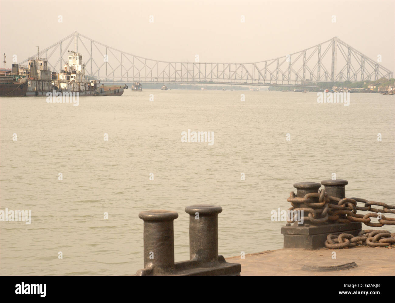 Howrah Bridge over Hooghly river, Kolkata, West Bengal, India Stock ...