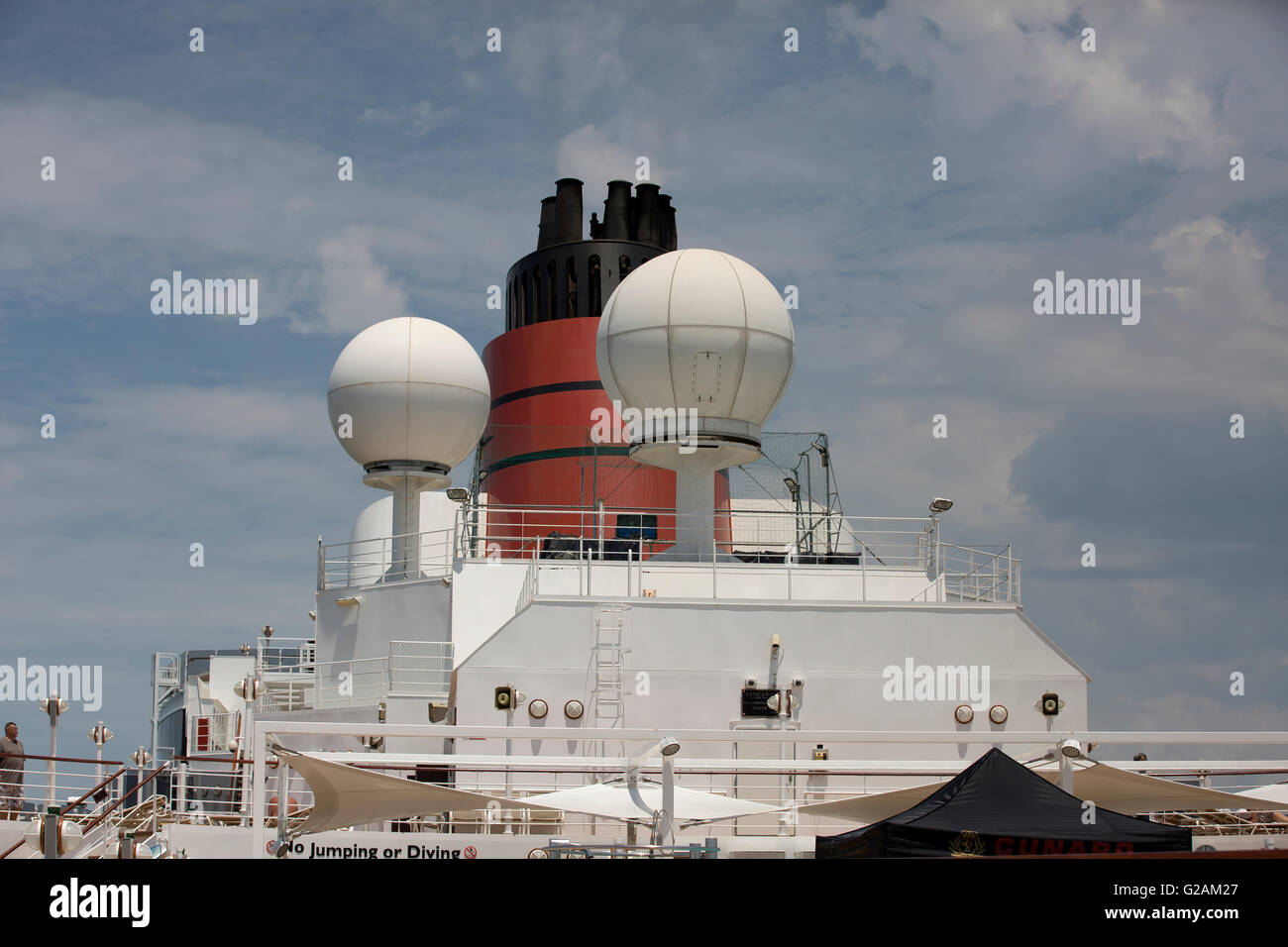 Funnel and radar on board Cunards Queen Elizabeth cruise liner in ...