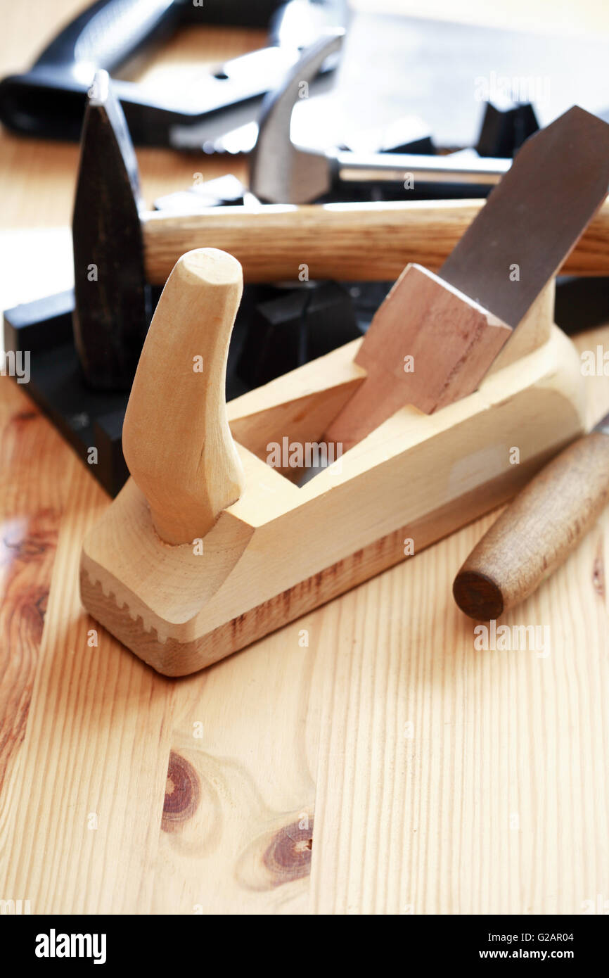 Set of carpenter tools on wooden workbench Stock Photo - Alamy