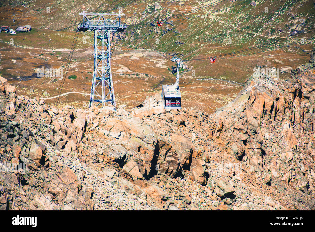 Blue ropeway cabin hi-res stock photography and images - Alamy