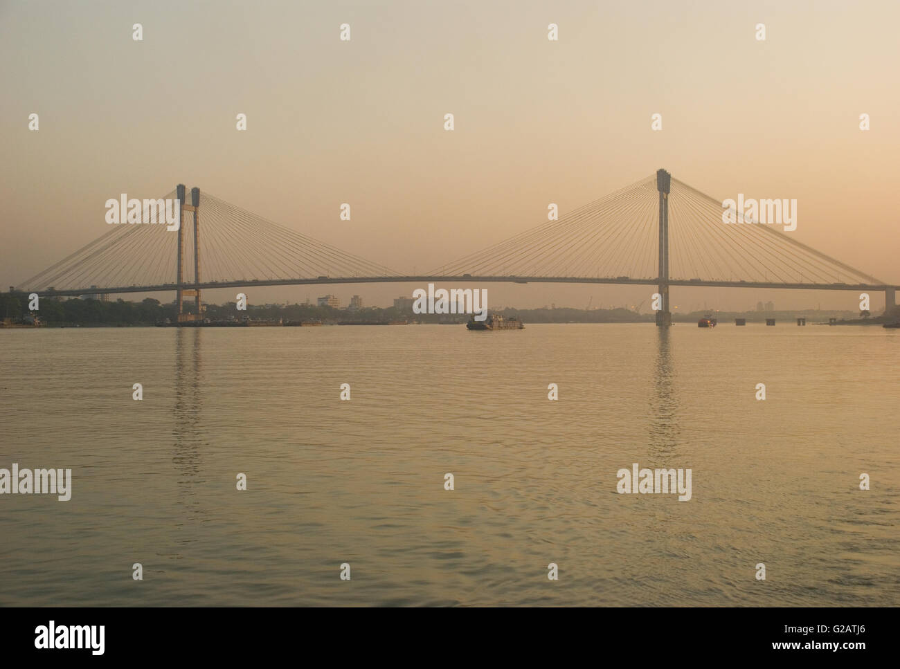 Second Hooghly Bridge at sunset, Kolkata, West Bengal, India Stock ...
