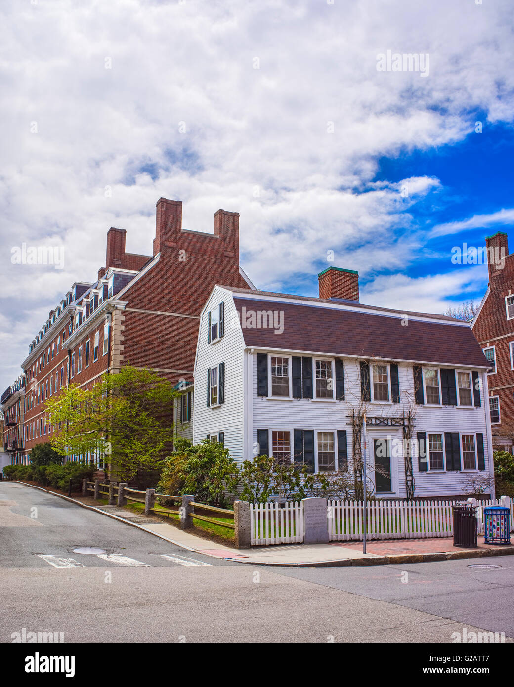 Harvard kennedy school building hi-res stock photography and images - Alamy