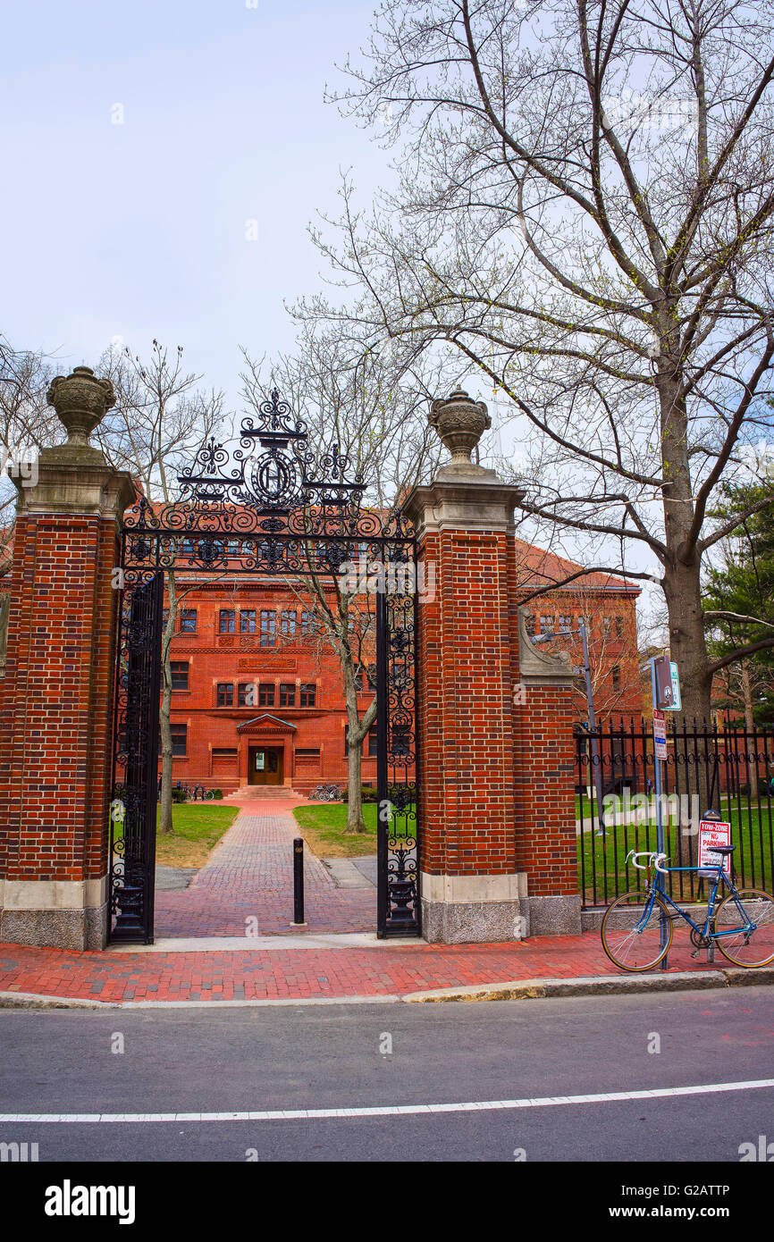 Harvard university gate hi-res stock photography and images - Alamy