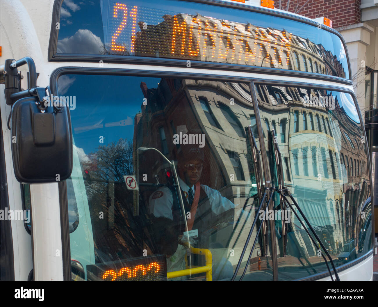 African american bus driver hi-res stock photography and images - Alamy
