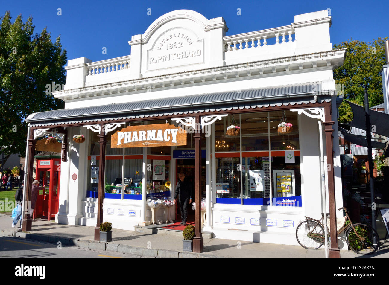 Pharmacy arrowtown hi-res stock photography and images - Alamy