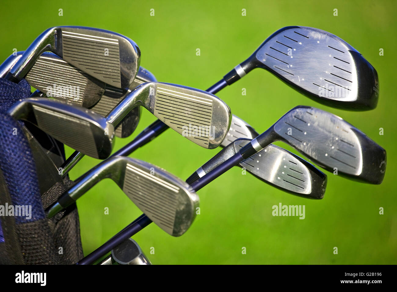 Golf bag clubs sunset hi-res stock photography and images - Alamy