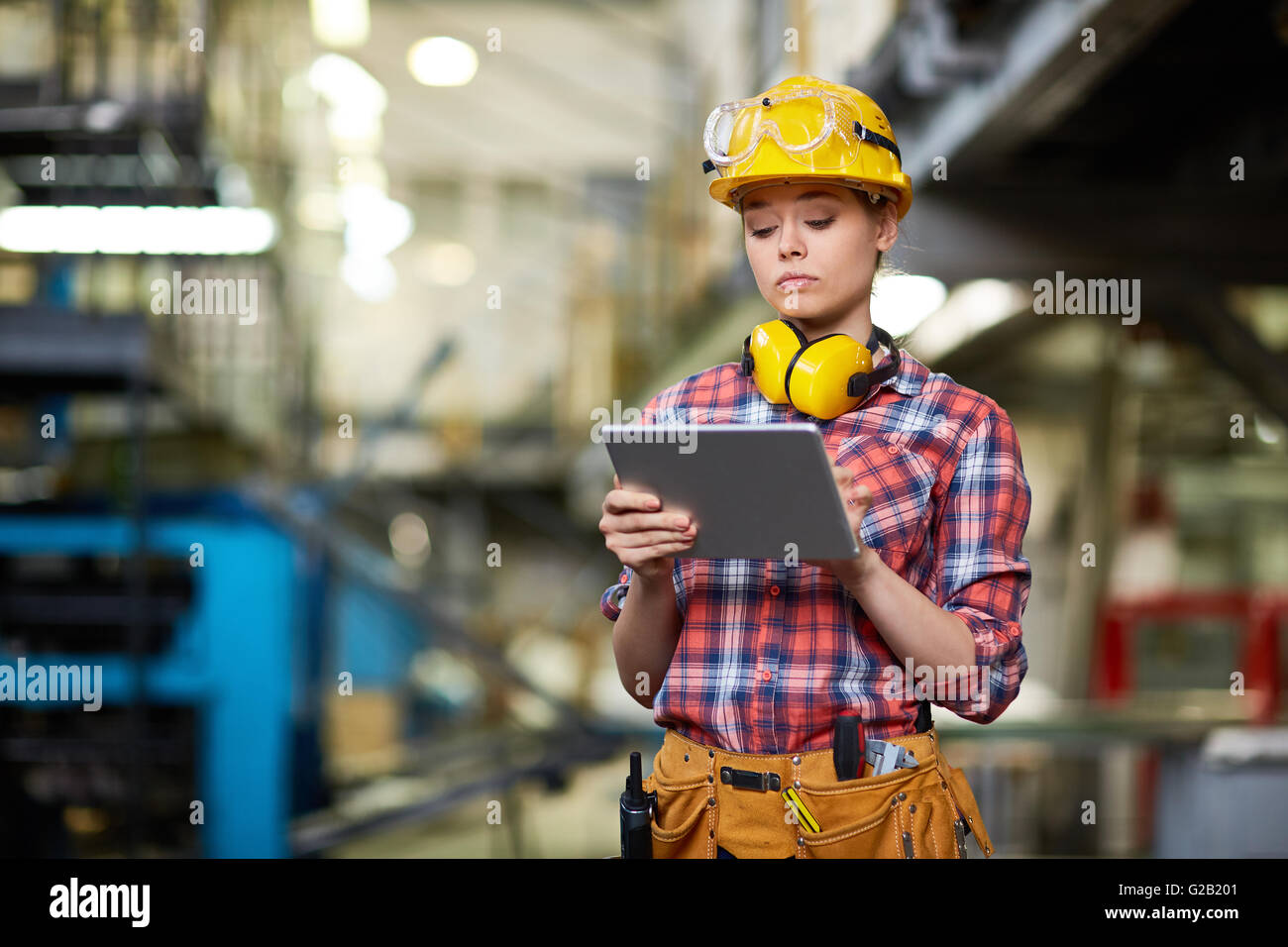 Female inspector hi-res stock photography and images - Alamy