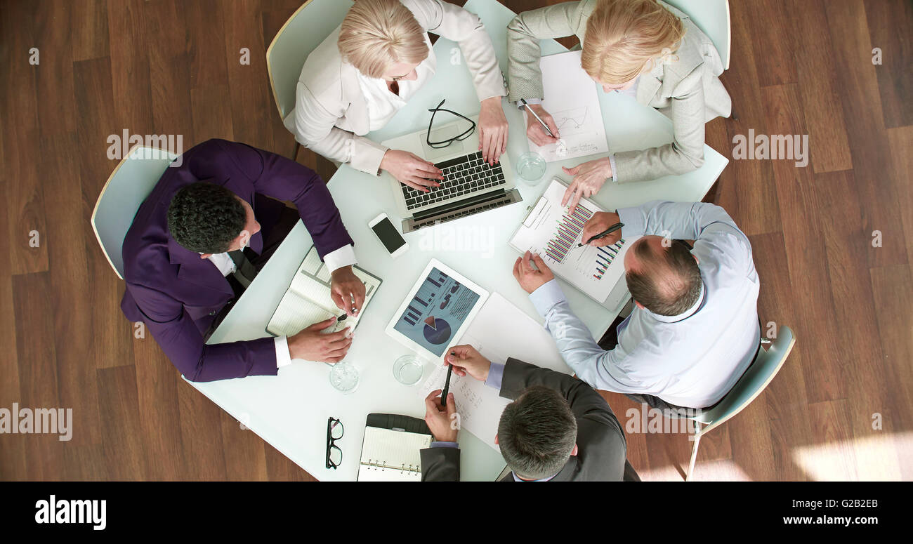 Meeting table above hi-res stock photography and images - Alamy