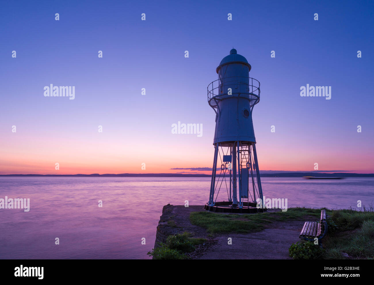The Lighthouse overlooking the Severn Estuary at Black Nore, Portishead ...