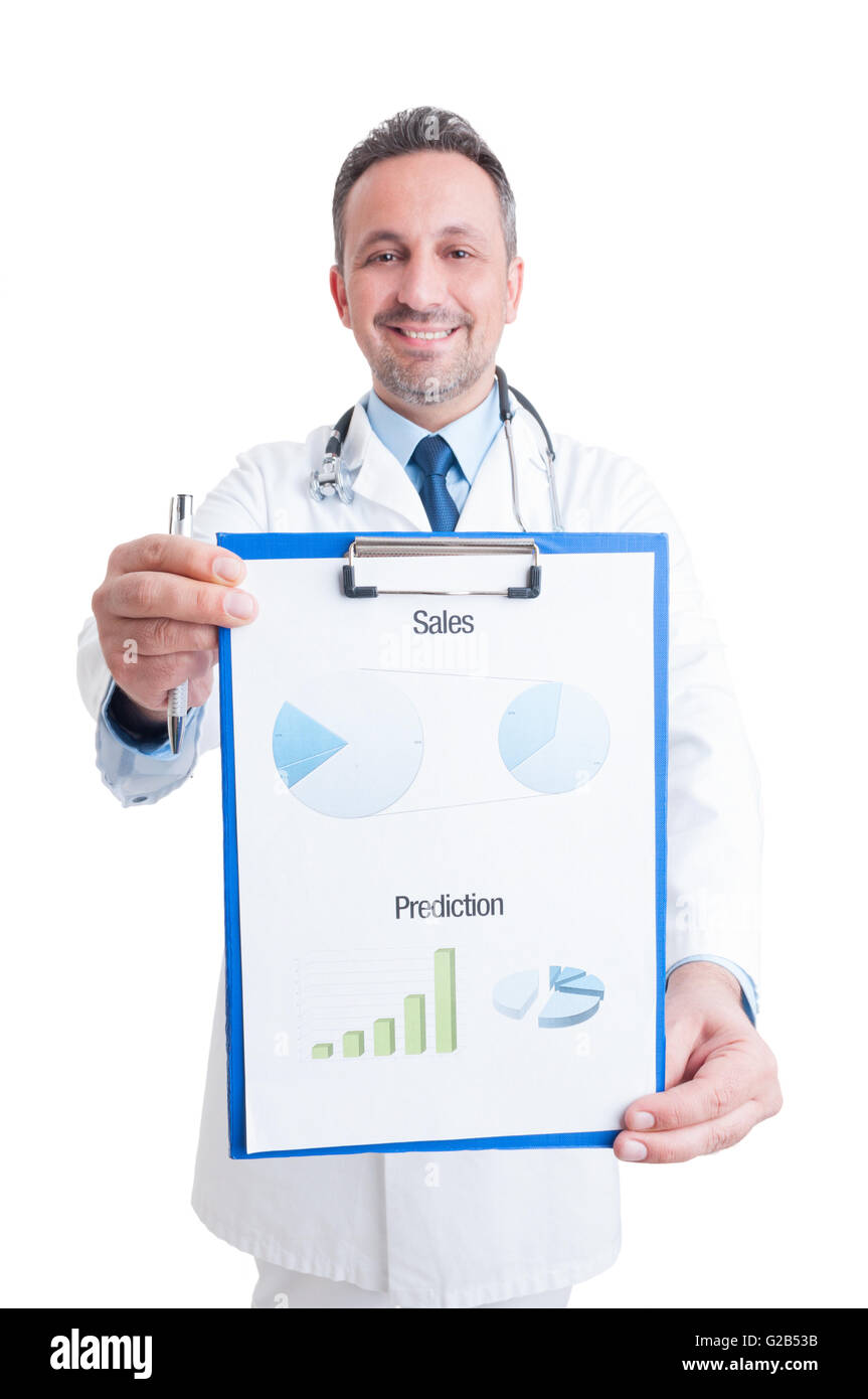 Doctor reading medical charts hi-res stock photography and images - Alamy