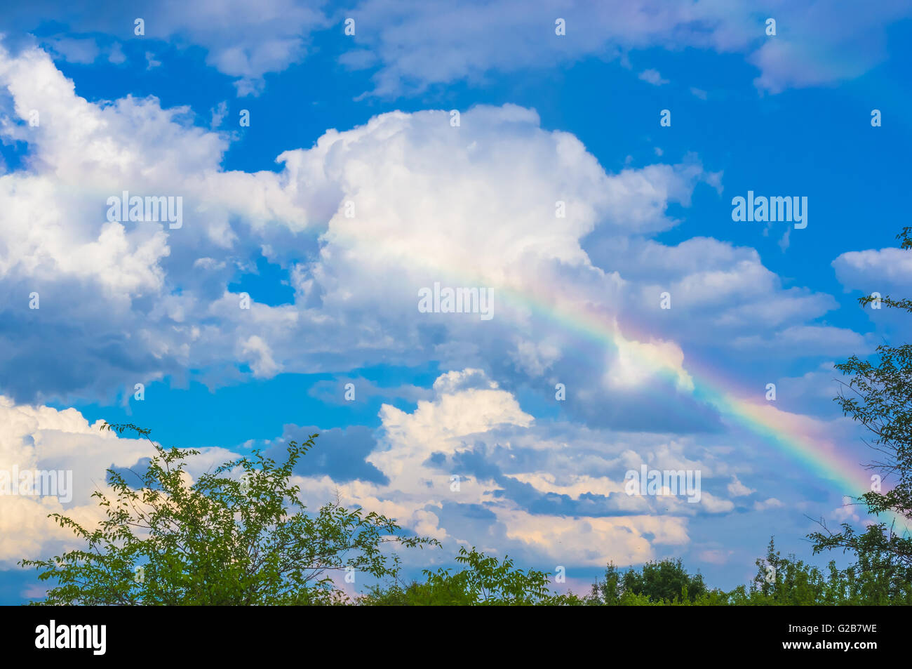 Real rainbow hi-res stock photography and images - Alamy