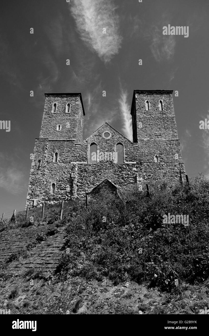 Reculver church towers Black and White Stock Photos & Images - Alamy