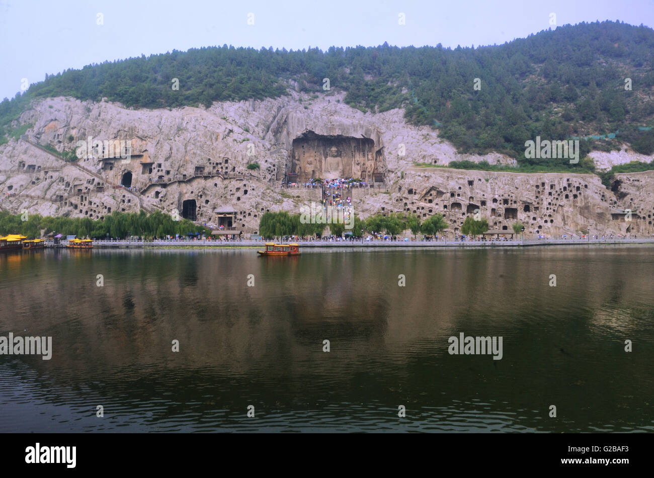 Panorama View of Longmen Grotto Stock Photo - Alamy