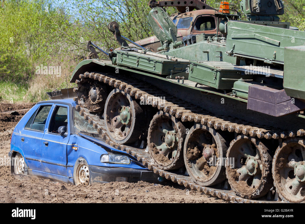 Tank crushes car hi-res stock photography and images - Alamy