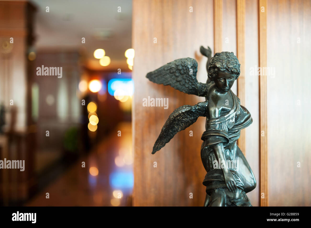 An Statue angel ancient symbol old face Stock Photo - Alamy