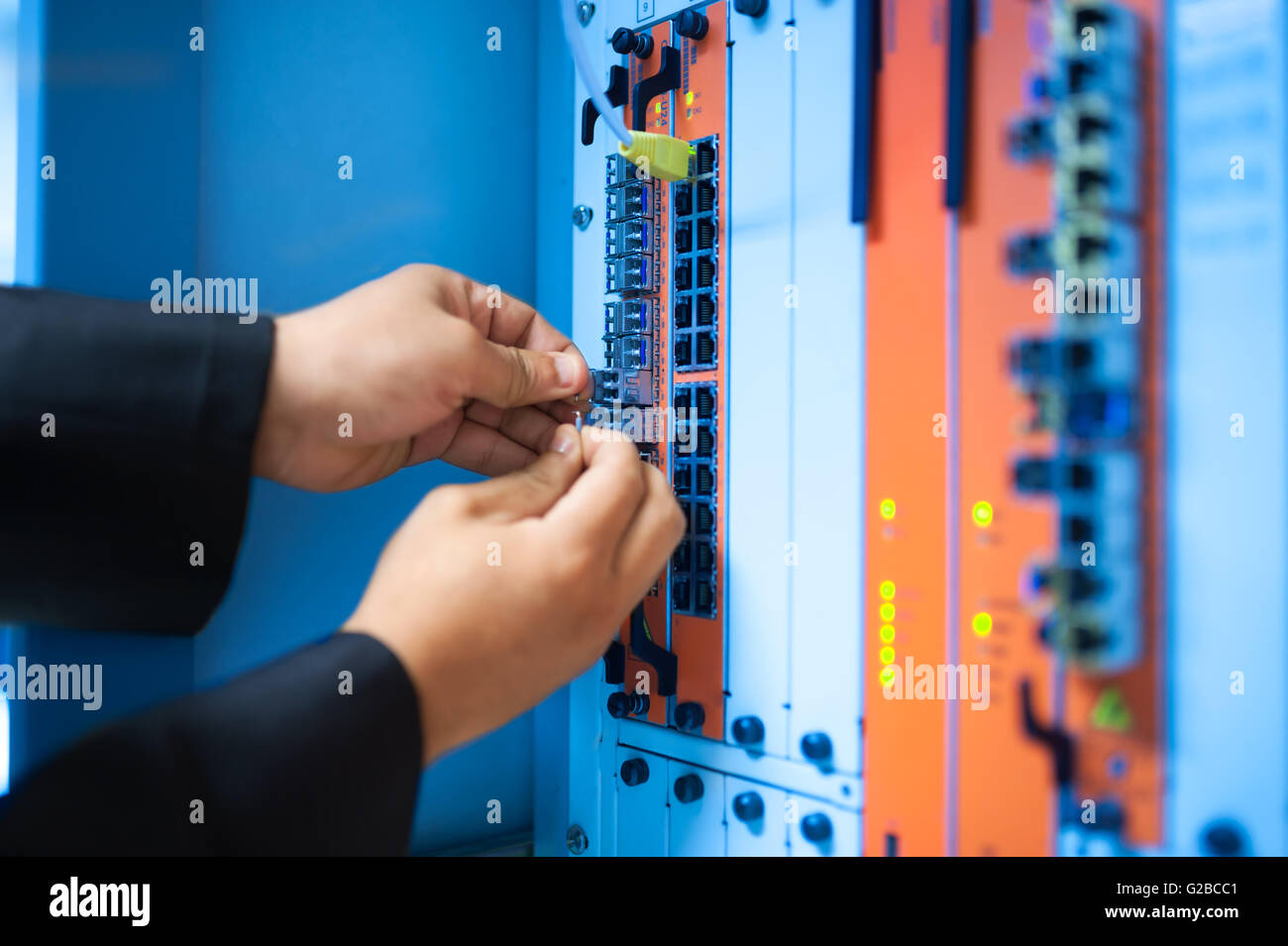 Fix network switch in data center room Stock Photo - Alamy