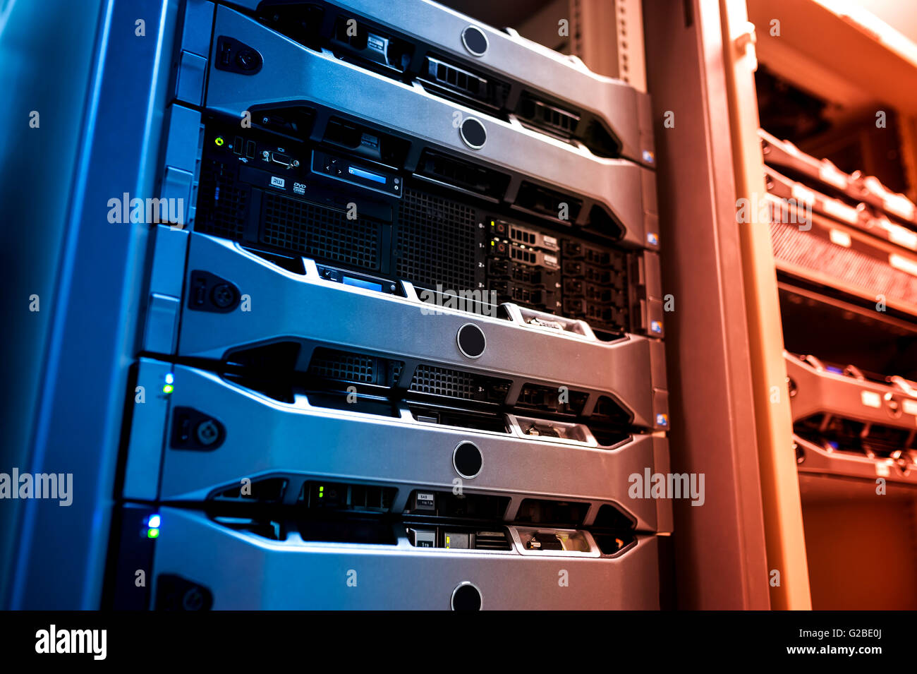 Servers staff hi-res stock photography and images - Alamy