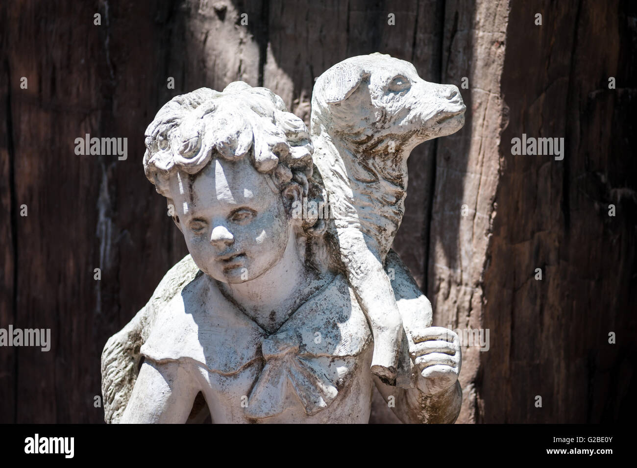 Little Children statue in soft light Stock Photo - Alamy