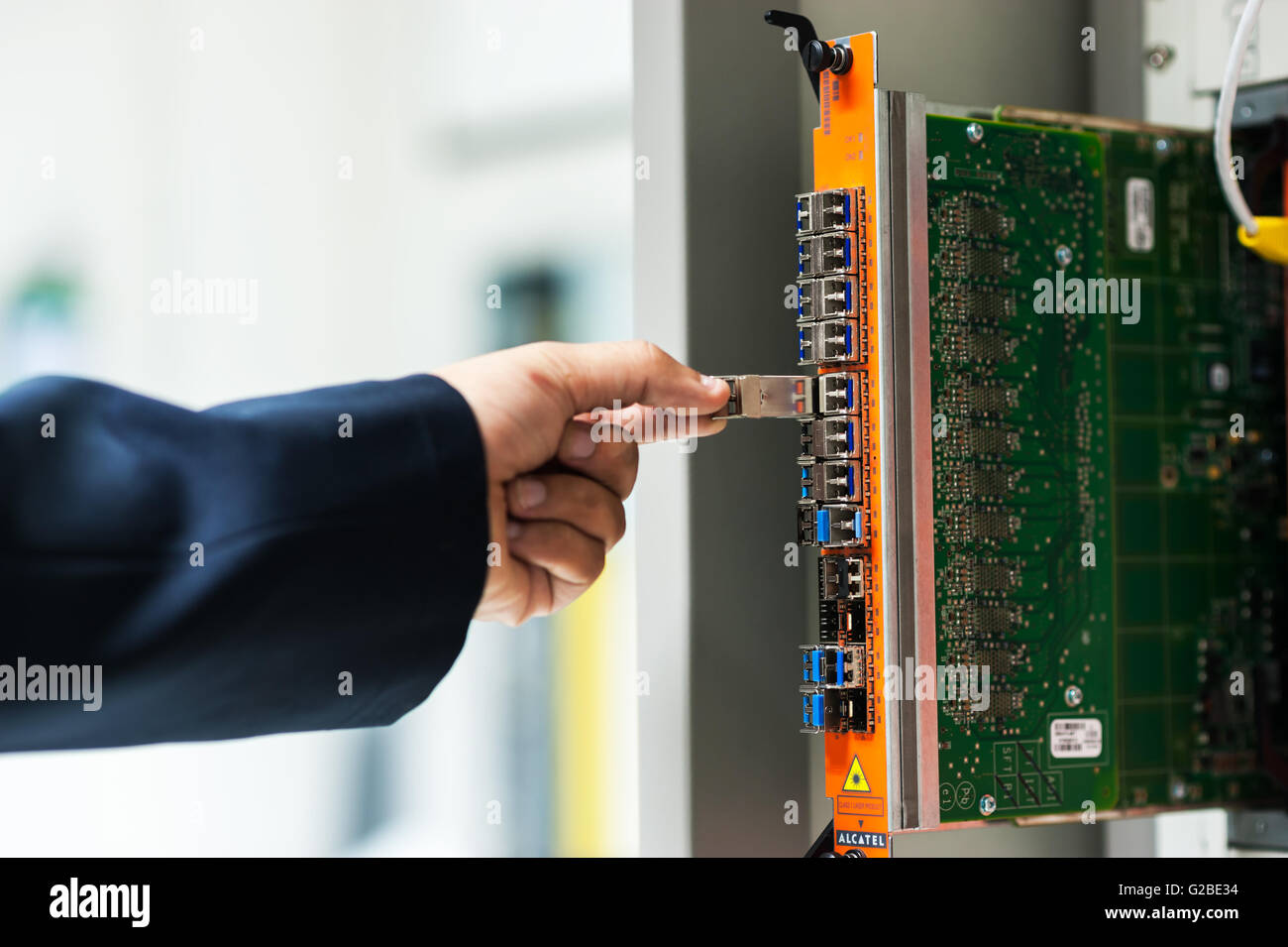 Fix network switch in data center room Stock Photo - Alamy