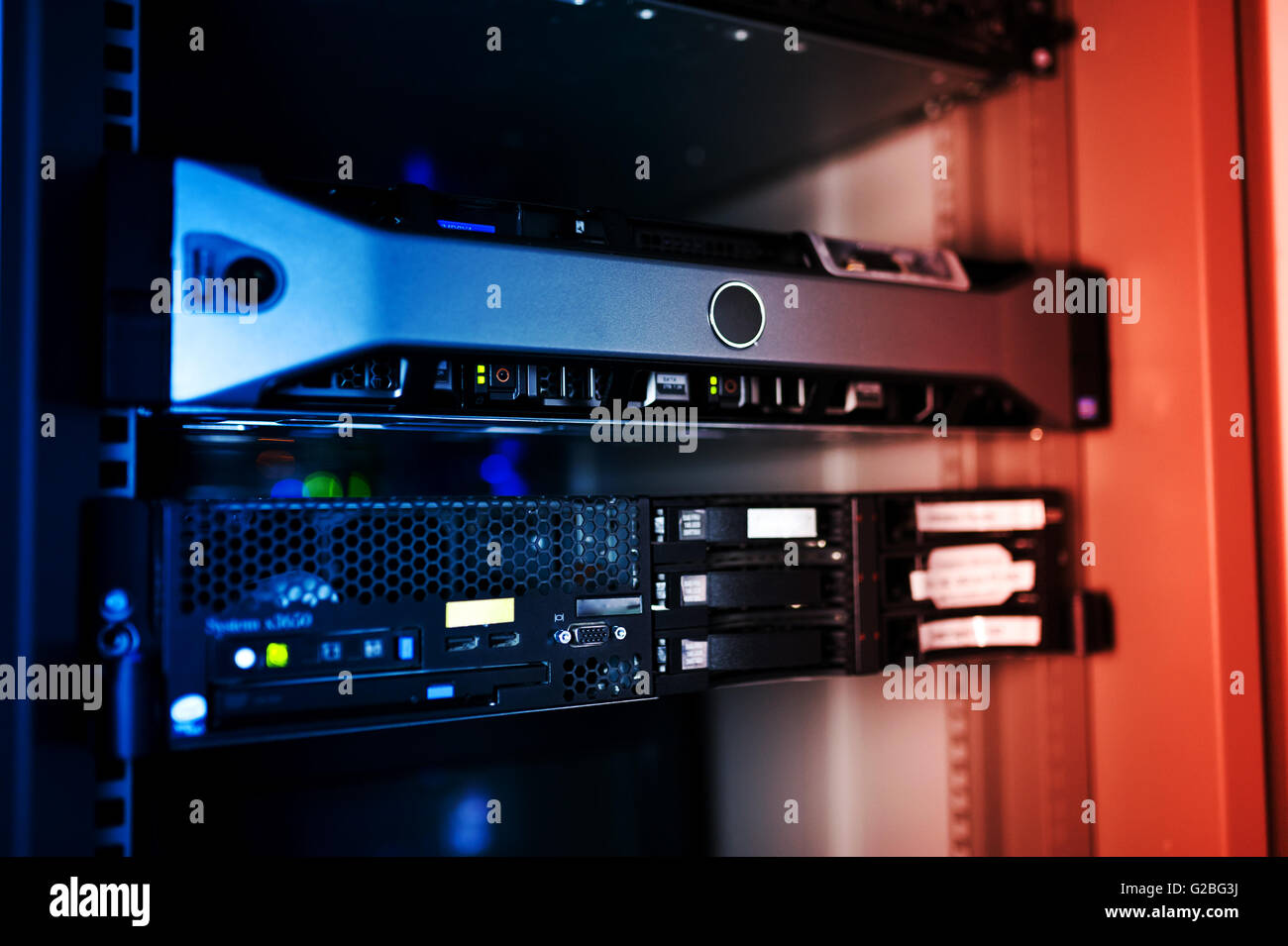 Communication servers hi-res stock photography and images - Alamy