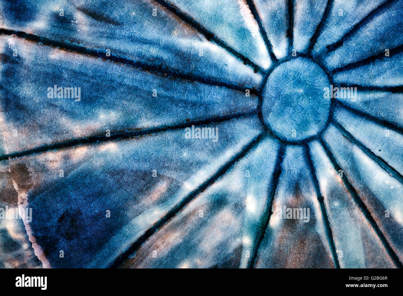Blue pottery pattern hi-res stock photography and images - Alamy