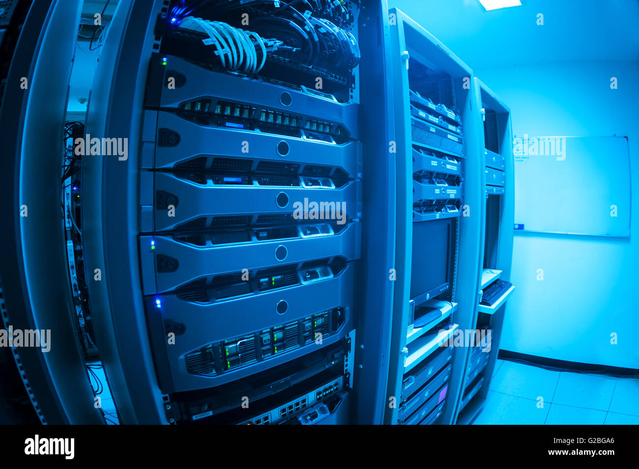 Data room hi-res stock photography and images - Alamy