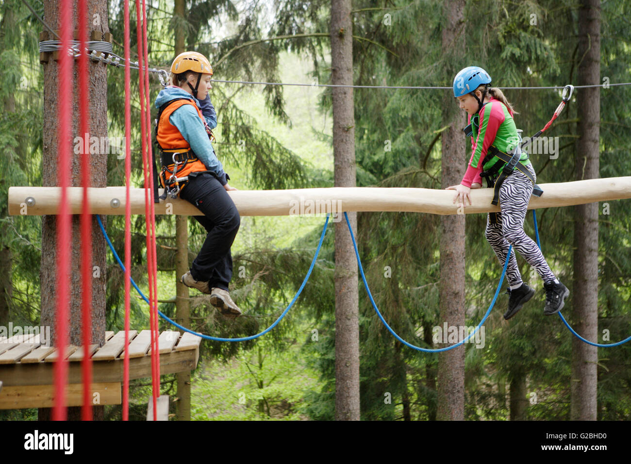 Roped up climbing hi-res stock photography and images - Alamy