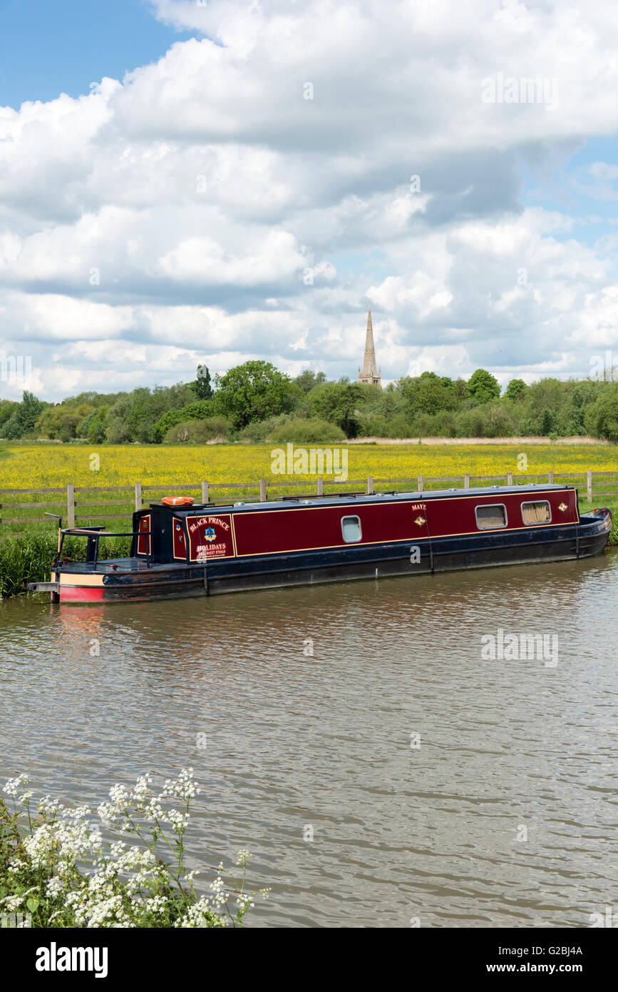 English longboat hi-res stock photography and images - Alamy