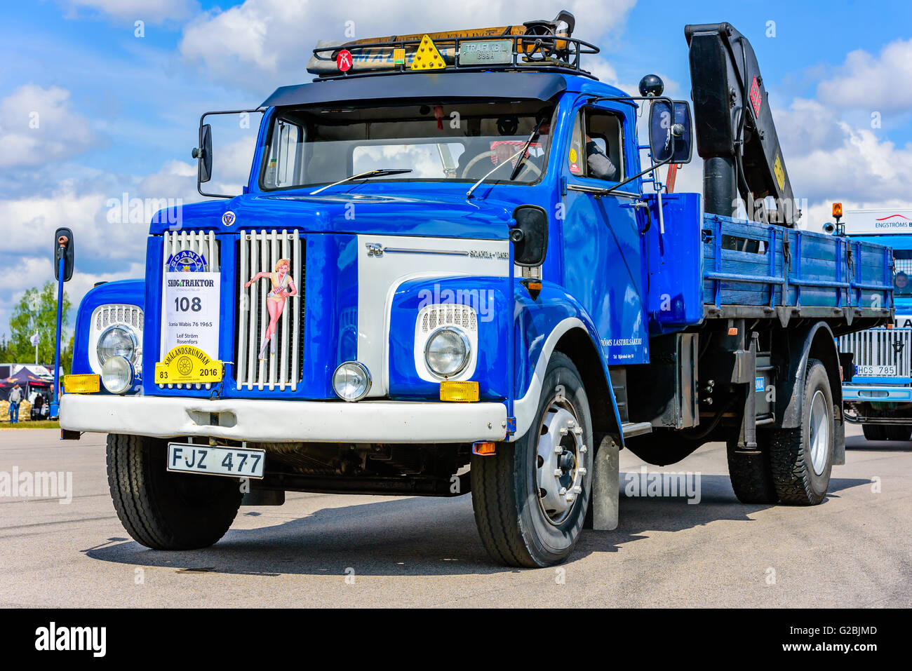 Classic scania truck hi-res stock photography and images - Alamy