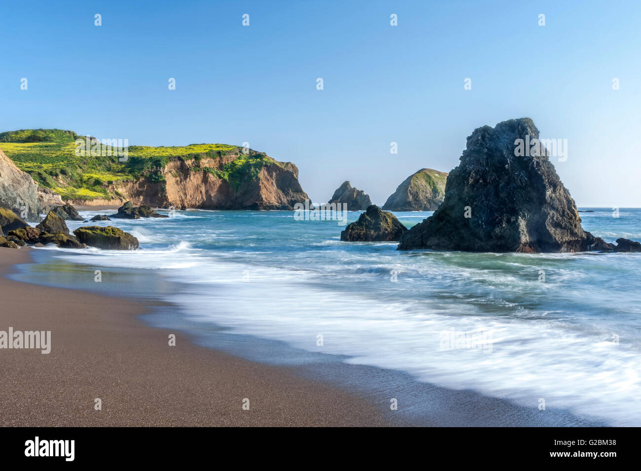 Rodeo beach hi-res stock photography and images - Alamy