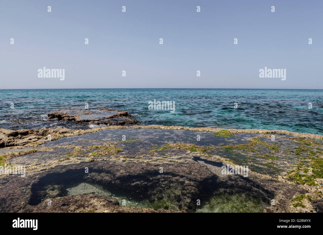 Beautiful day on beach looking at sea Stock Photo - Alamy