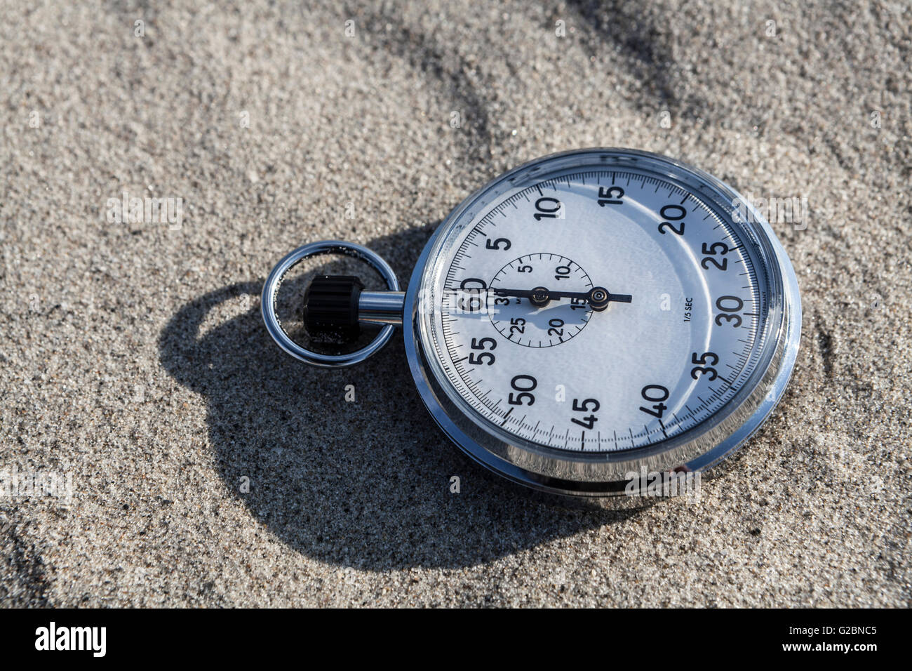 Old stopwatch hi-res stock photography and images - Alamy