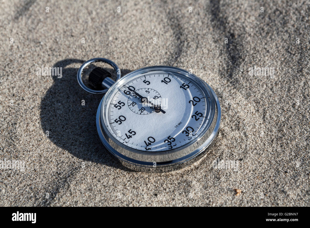 Sand stopwatch hi-res stock photography and images - Alamy