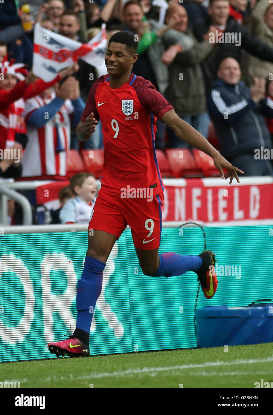 England's Marcus Rashford celebrates scoring his sides opening goal ...