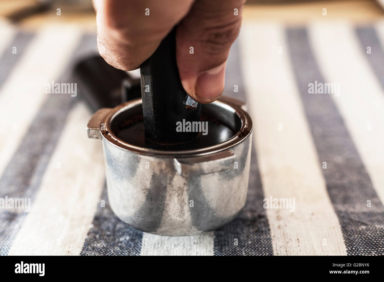 Preparing pot to do a delicious coffee Stock Photo - Alamy